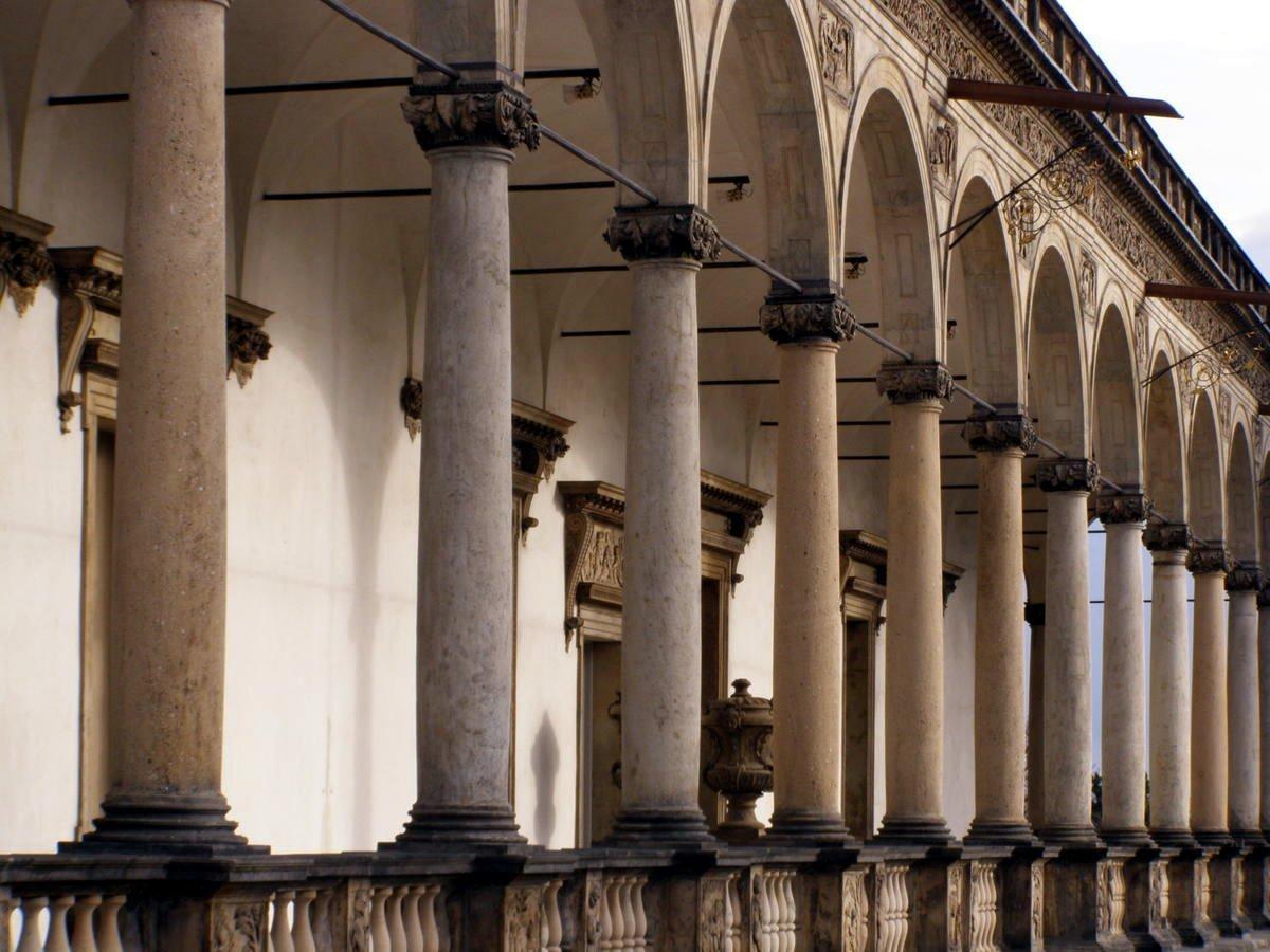 Дворец королевы Анны в Королевском саду