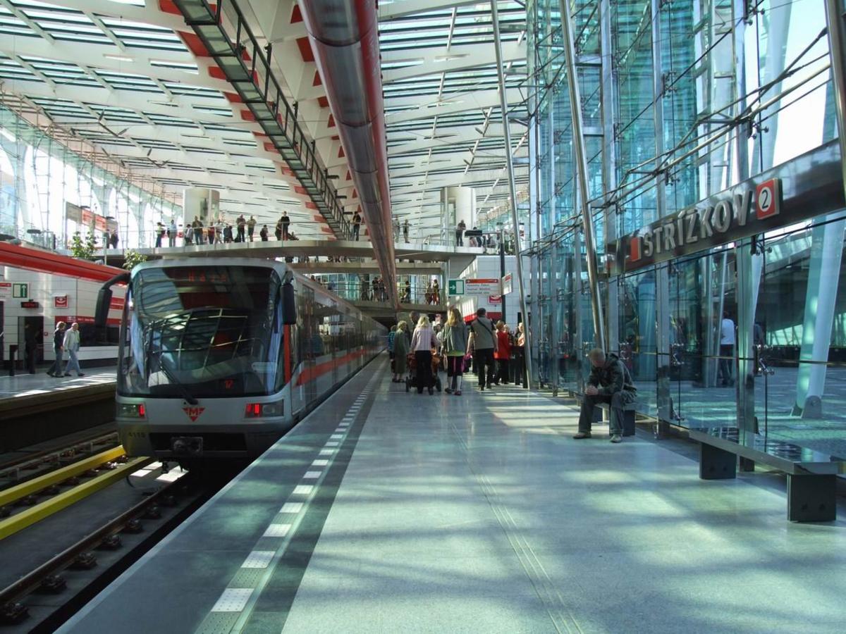 Метро Střížkov